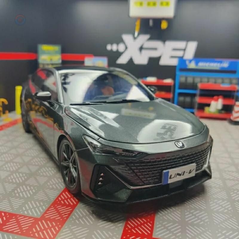 Масштабная модель Changan UNI-V 1:18 детализированная копия автомобиля для коллекции и подарка