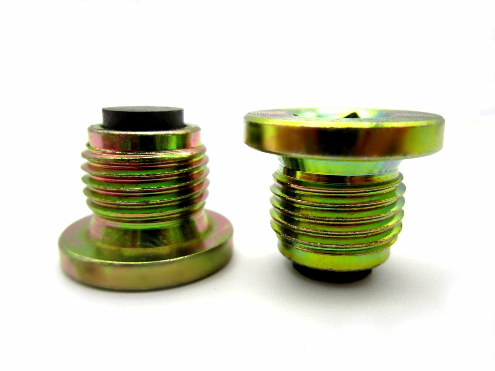 Пробка масляного поддона картера двигателя с магнитом для Renault Logan 04-/ Sandero 04-/ Duster 10-/ Lada Largus 12-, 2 шт.