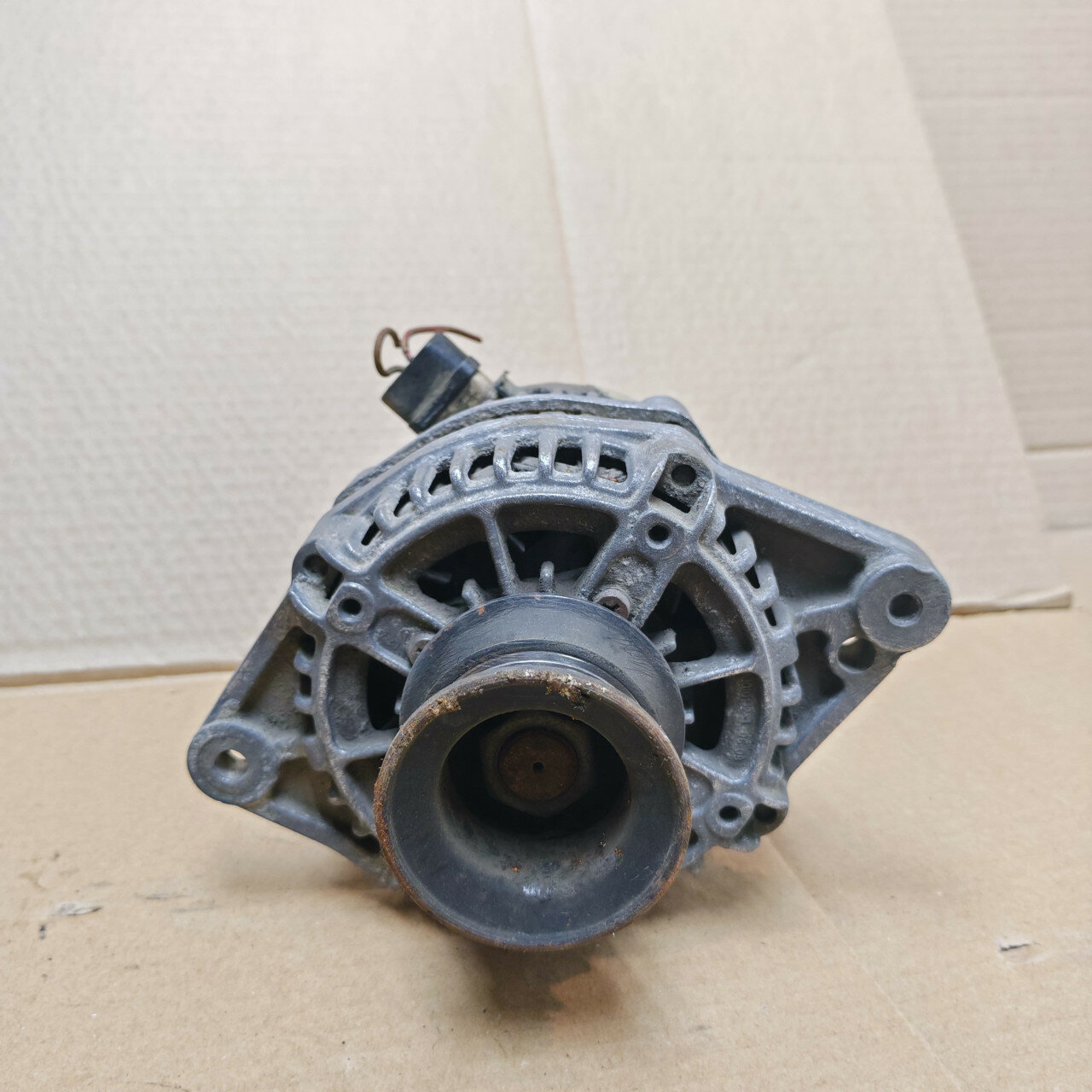 Генератор 3pin Daewoo Nexia N100