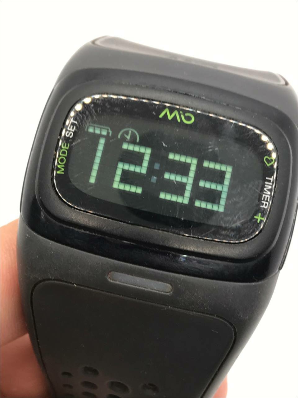 Пульсометр спортивные часы Mio Alpha 2, смарт часы, умные часы, фитнес браслет. черные