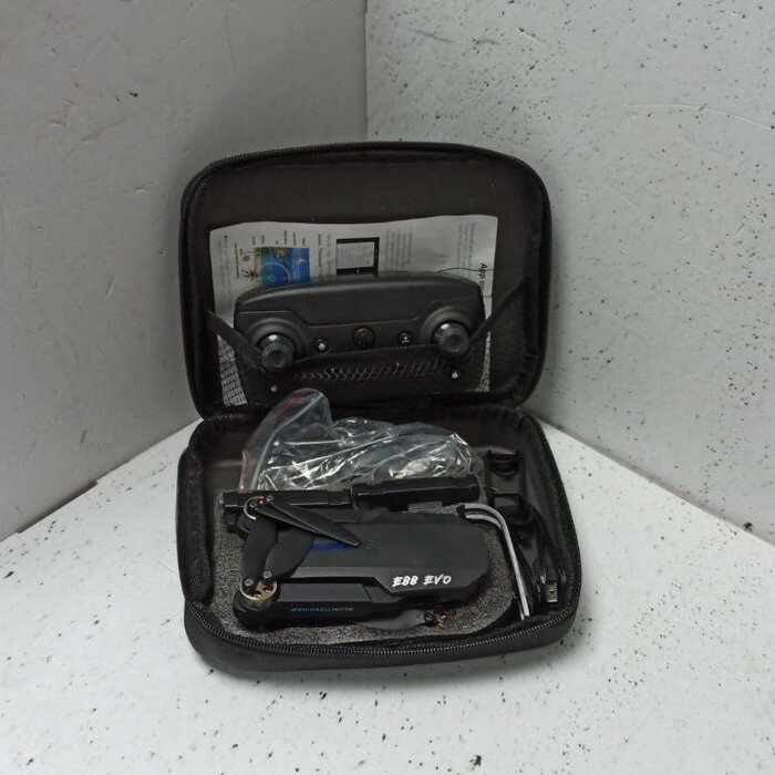 Квадрокоптер EVO E88