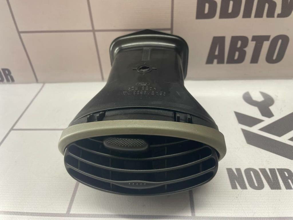 Дефлектор воздушный Ford Focus 1 1998-2004