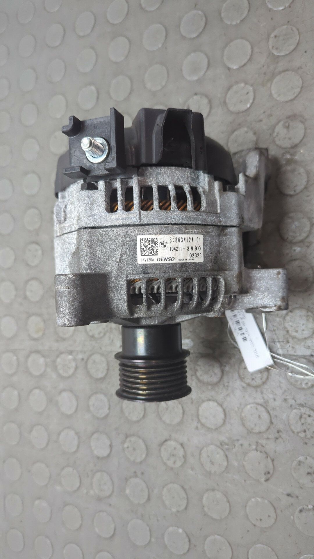 Генератор BMW X1 (F48) Б/У