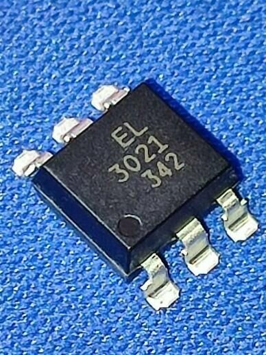 10 шт EL3021S1(TA) Оптоизолятор Triac выход 5000Vrms 1 канал 6-SMD
