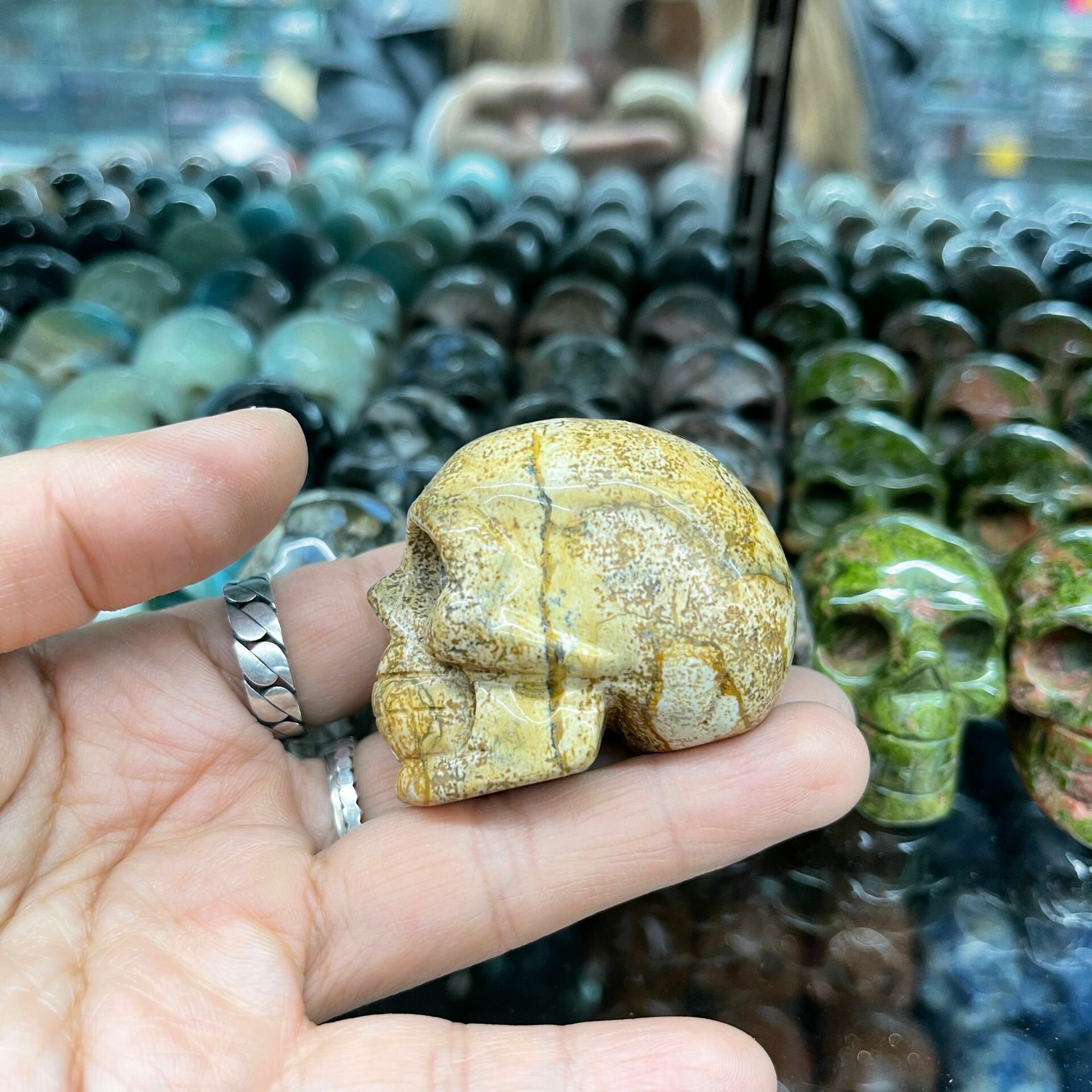 2inch Нефритовый Резной Череп Натуральный Необработанный Камень Полированный Призрачный Голова Хэллоуинское Украшение Кристальный Череп Орнамент