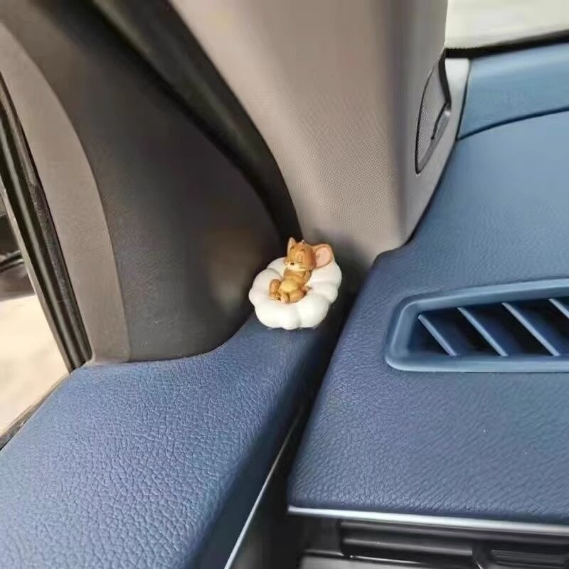 Новая фигурка Тома и Джерри для автомобиля, мультяшная книга, настольная фигурка, милый декор для интерьера автомобиля