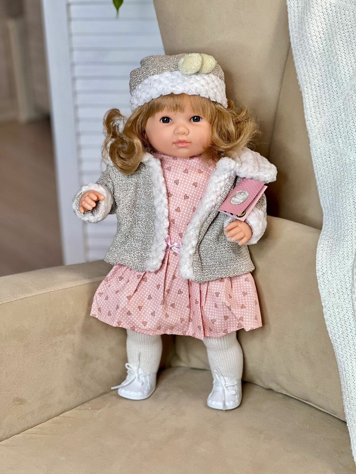 Кукла Berbesa мягконабивная 42 см SANDRA