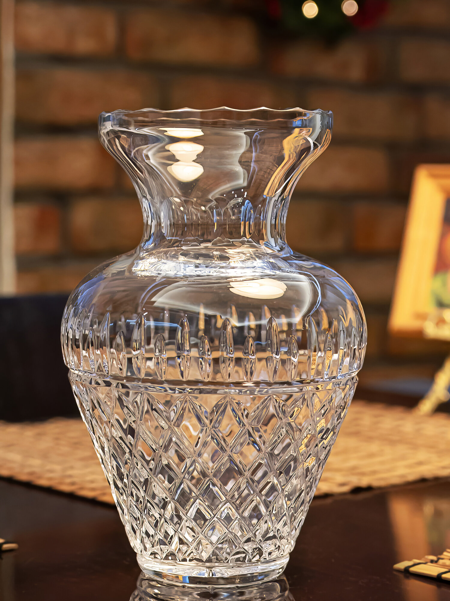 Ваза хрустальная для цветов, декора и интерьера, высота 25 см. диаметр 12 см. Неман 900/75, 9866