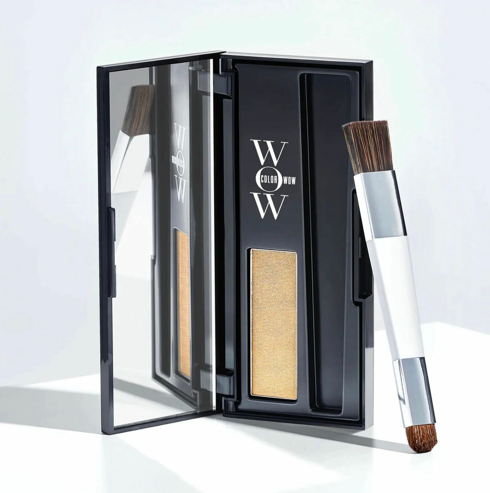 Color Wow Краска для скрытия корней волос Root Cover Up (Blonde) 2,1 г