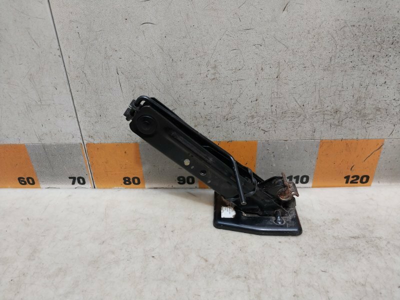 Б/У Домкрат Suzuki Swift 2005 3, ZC11S, ZD11S 476613 SUZUKI арт. 8991062J00