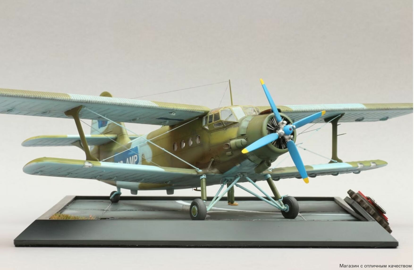 Trumpeter HOBBY BOSS 1/48 Российский транспортный самолет Ан-2/AN-2CX "Пони" 81705