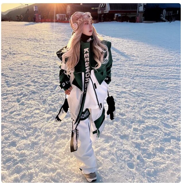 Комплект верхней одежды сноубордический