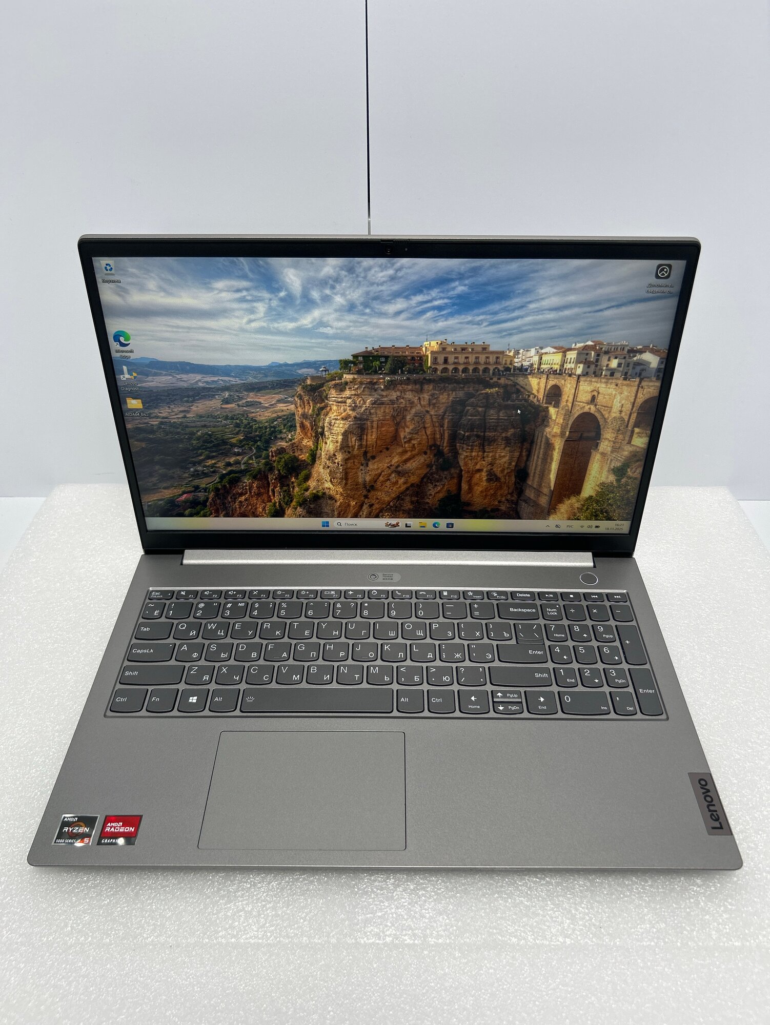 Ноутбук Lenovo ThinkBook 15 G3 ACL (21A40034RU) 15.6"/AMD Ryzen 5 5500U/RAM 8 GB/SSD 256 GB/AMD Radeon Graphics/1920х1080/IPS/DOS/Подсветка - кл:LED/серый. Состояние: Уценка/небольшой след. на матрице от клавиатуры