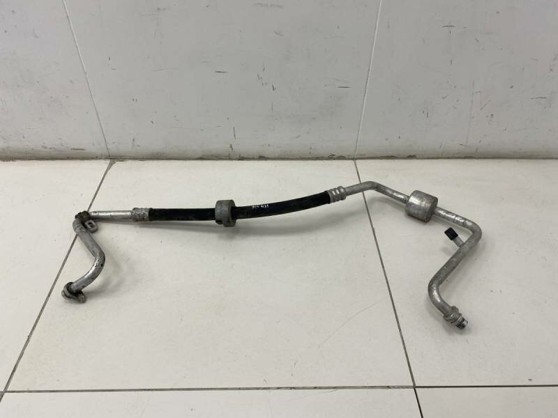 Трубка кондиционера Renault Duster 2012 кат.номер: 924800462R