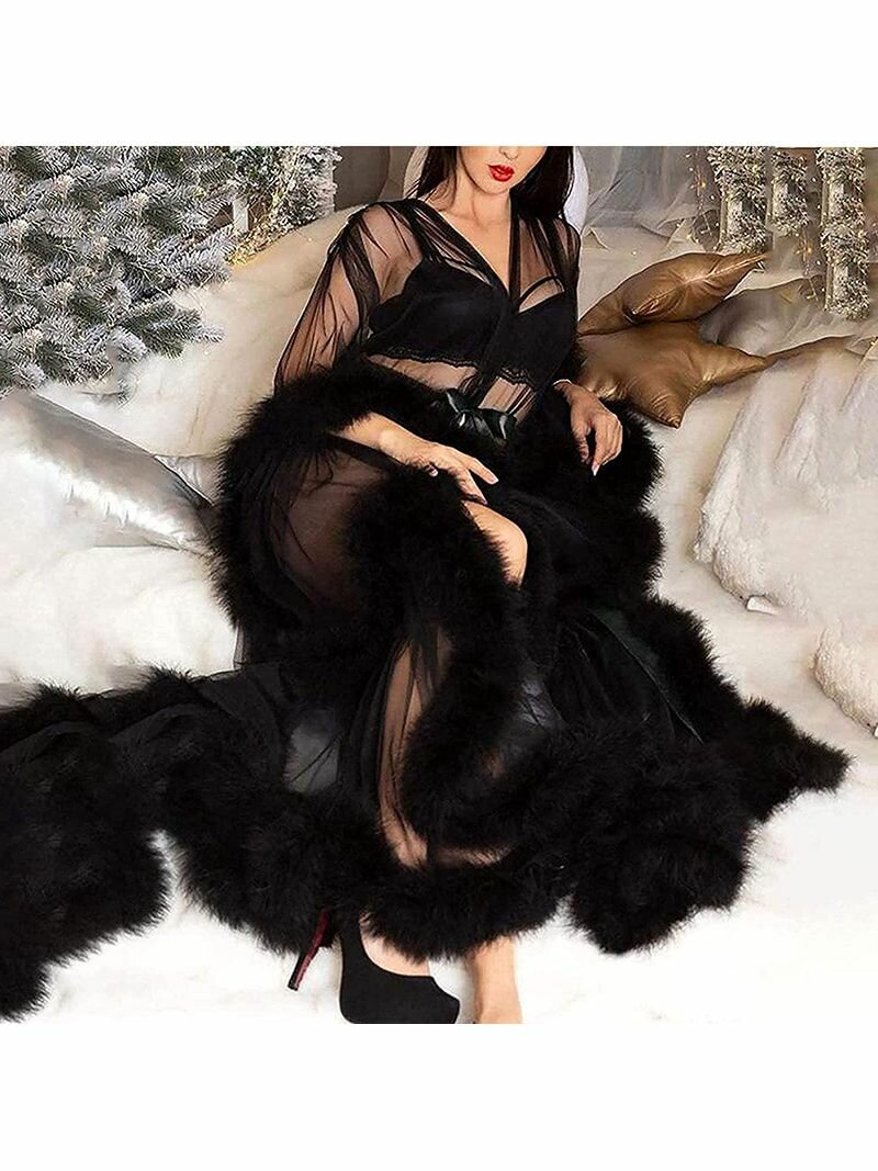 Халат С Перьями На Рукавах