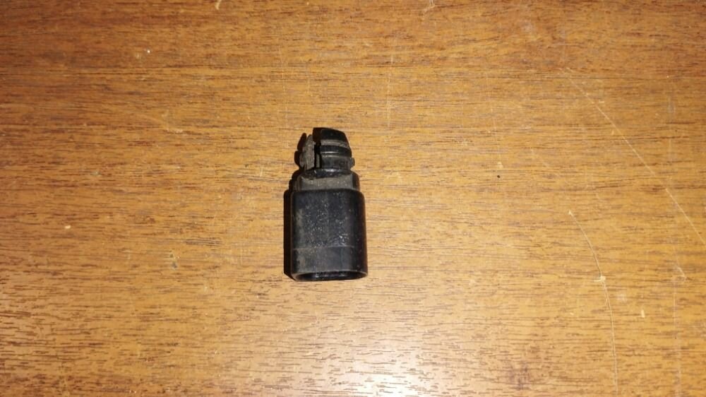 8Z0820535 Датчик наружной температуры VAG 8Z0820535