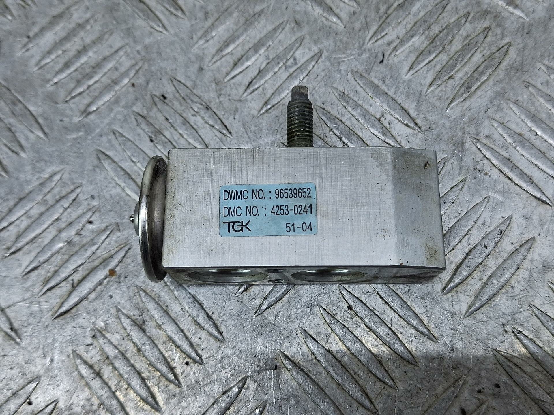 Расширительный клапан кондиционера Chevrolet Aveo T200 2005 42530241