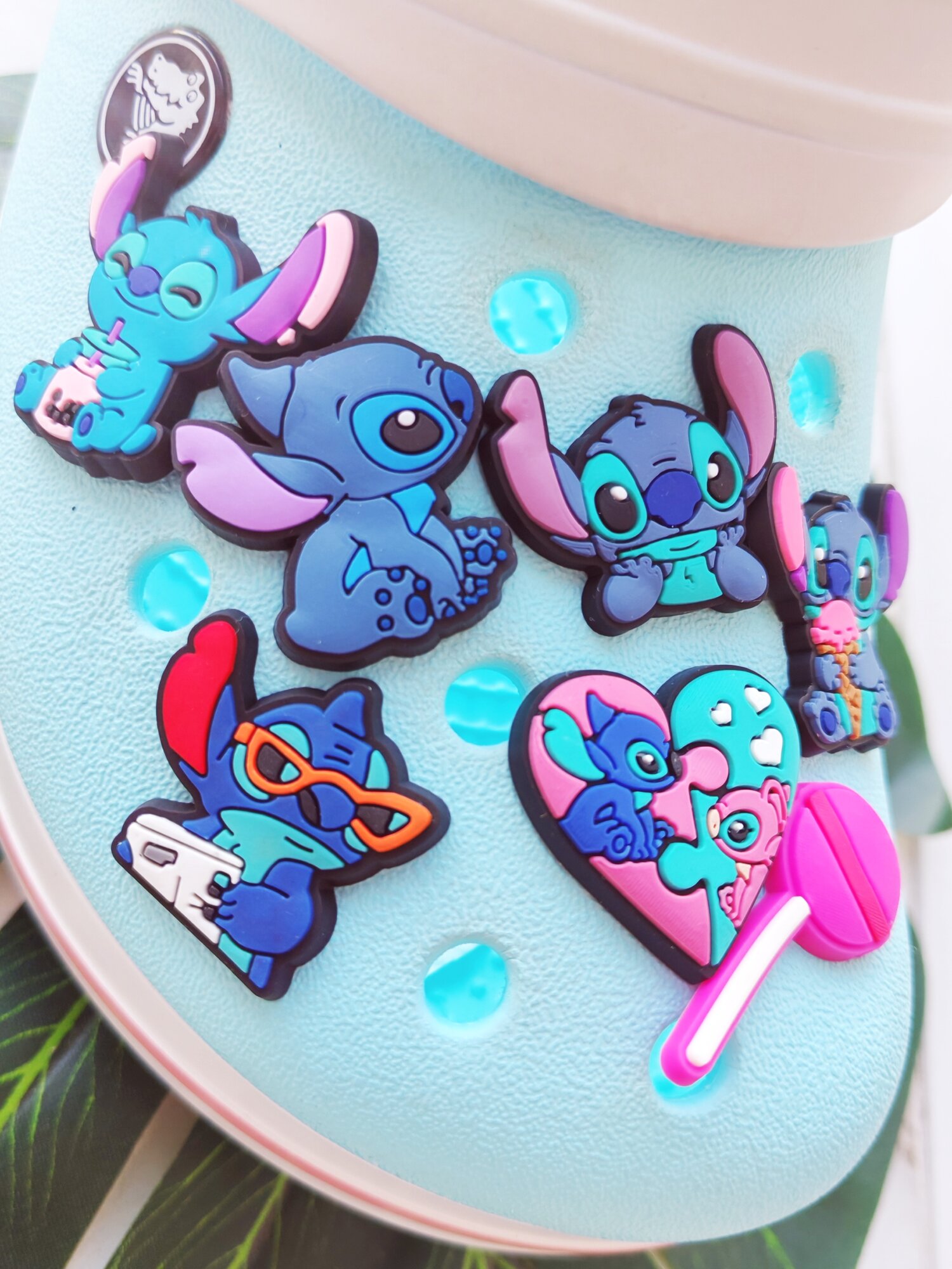 Джибитсы на crocs Стич 5 Jibbitz Stich