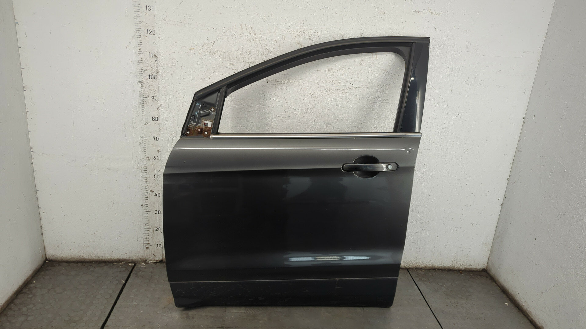 Дверь боковая (легковая) левая передняя Ford Escape Б/У