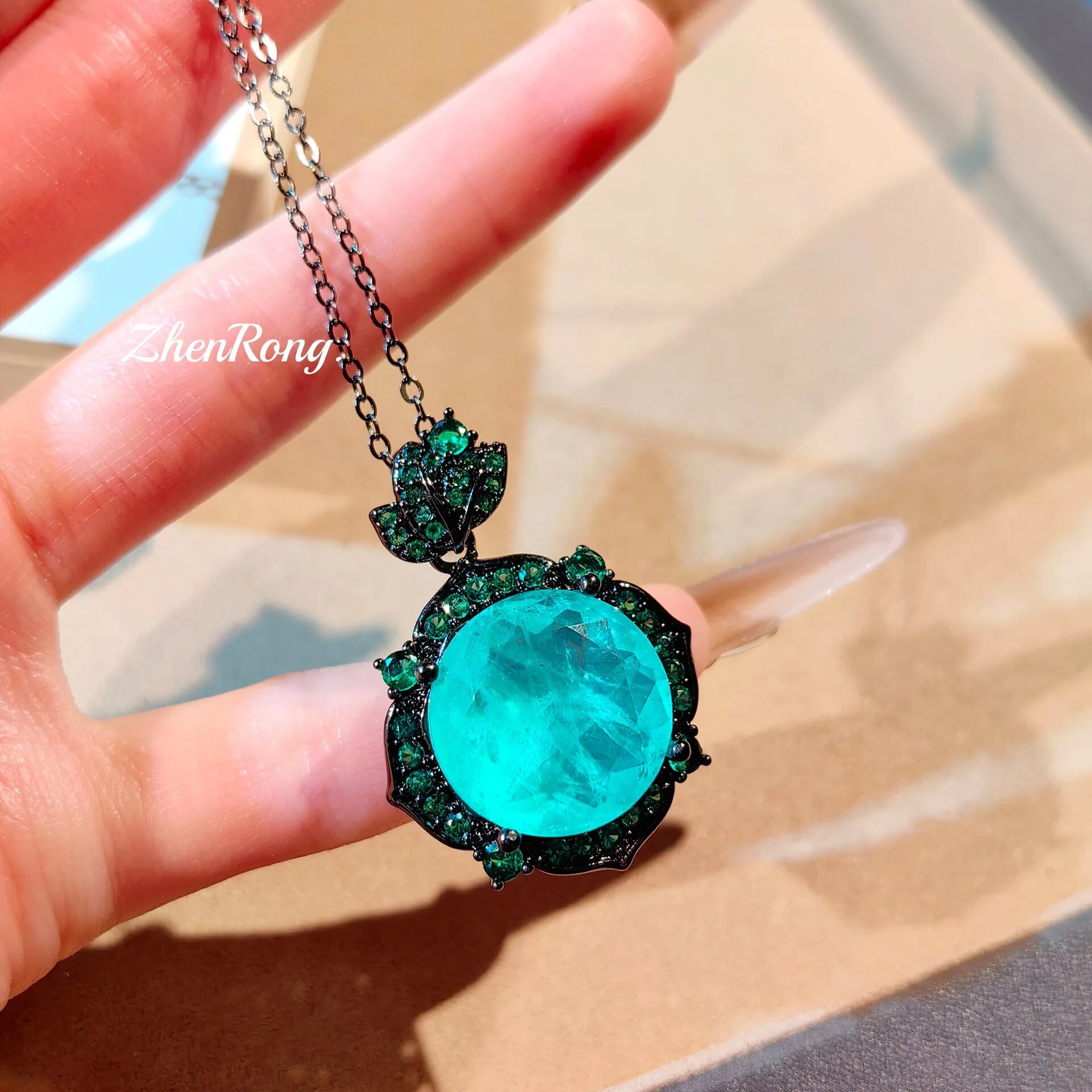 Комплект бижутерии