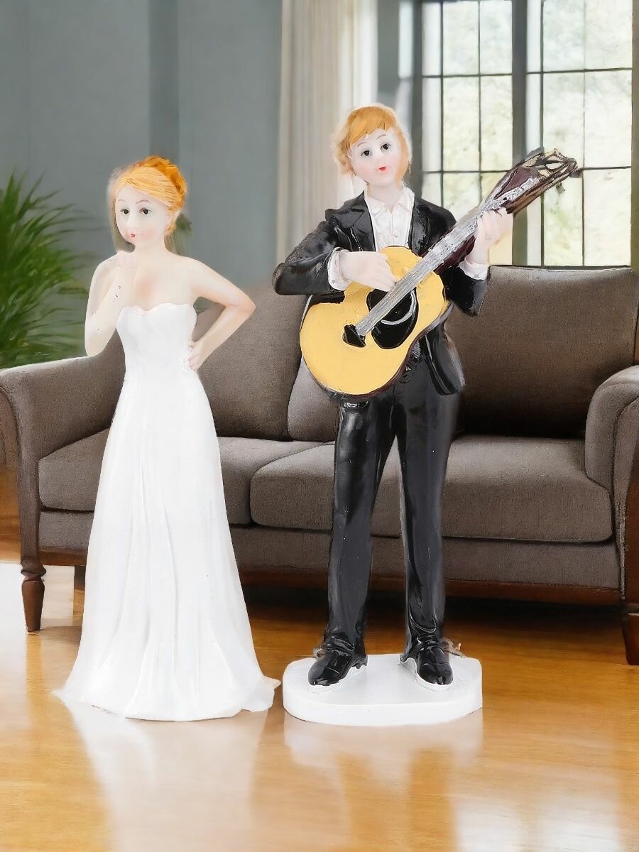 Набор из 3 романтических фигурок жениха и невесты из натуральной смолы для свадебного декора