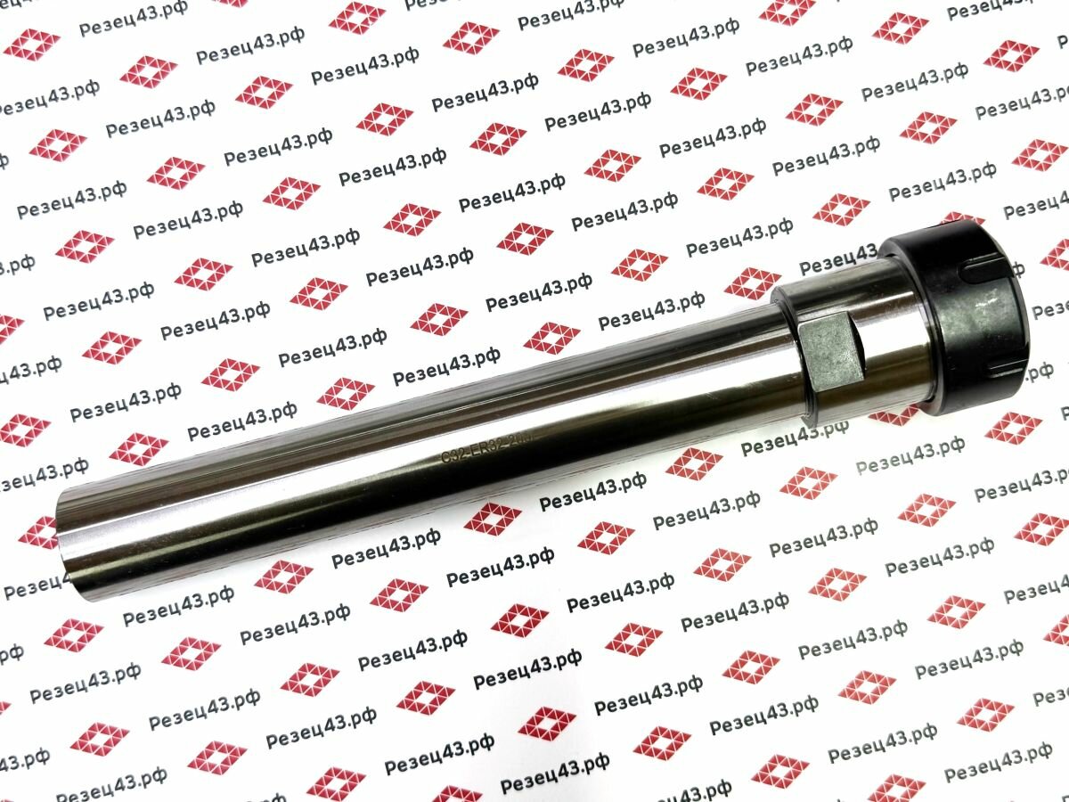 Цанговый патрон с цилиндрическим хвостовиком диаметром 32 мм для цанг ER32 (C32-ER32UM-200)