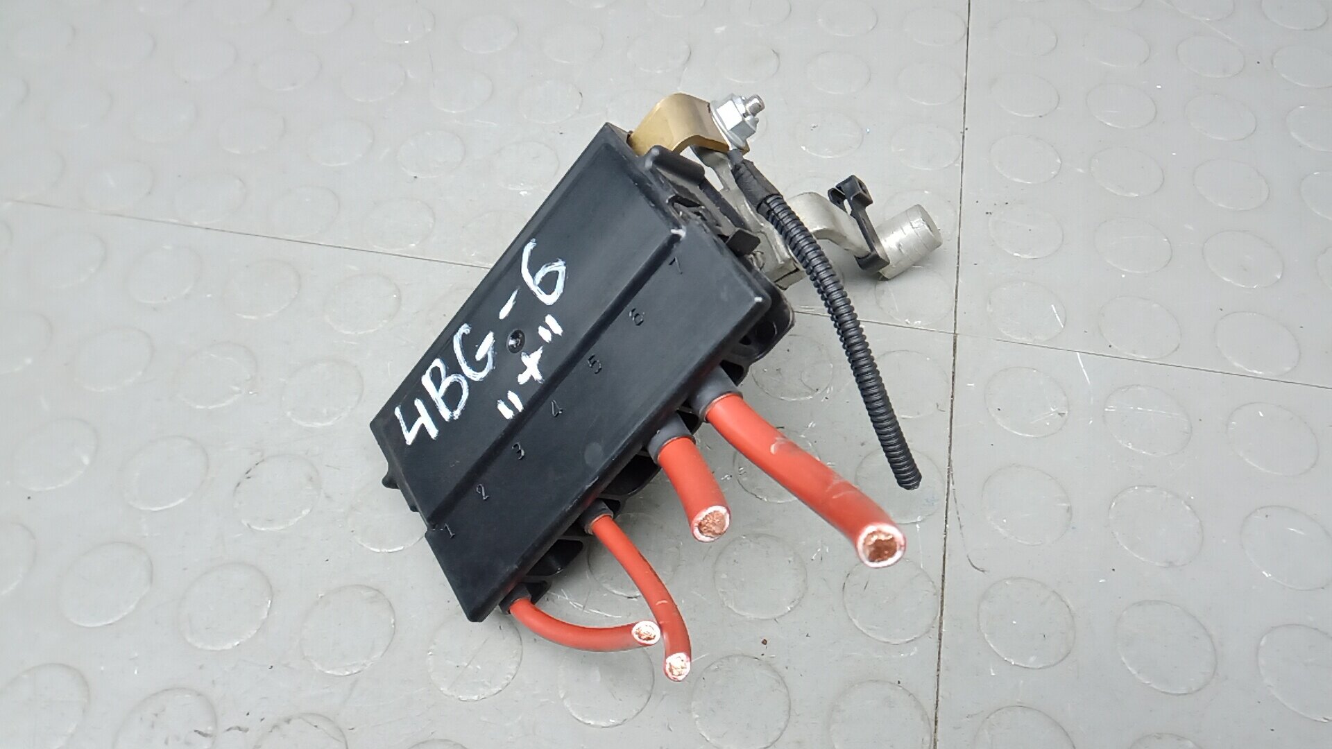 Клемма аккумулятора плюс MERCEDES BENZ SPRINTER 2