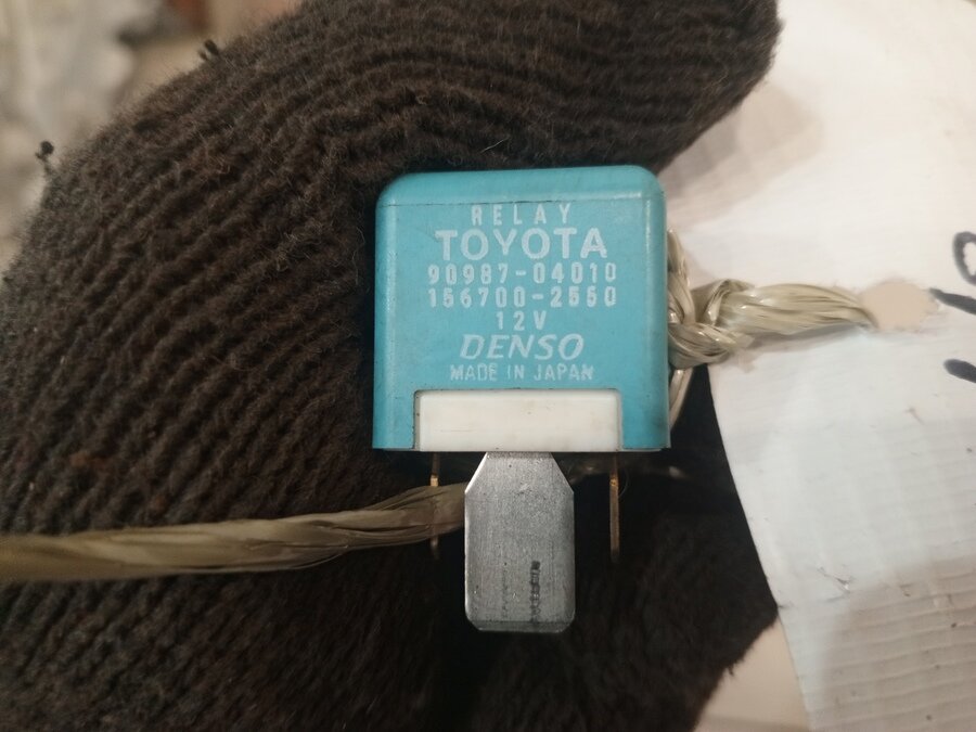 Реле от Toyota Corolla E150 2006-2013