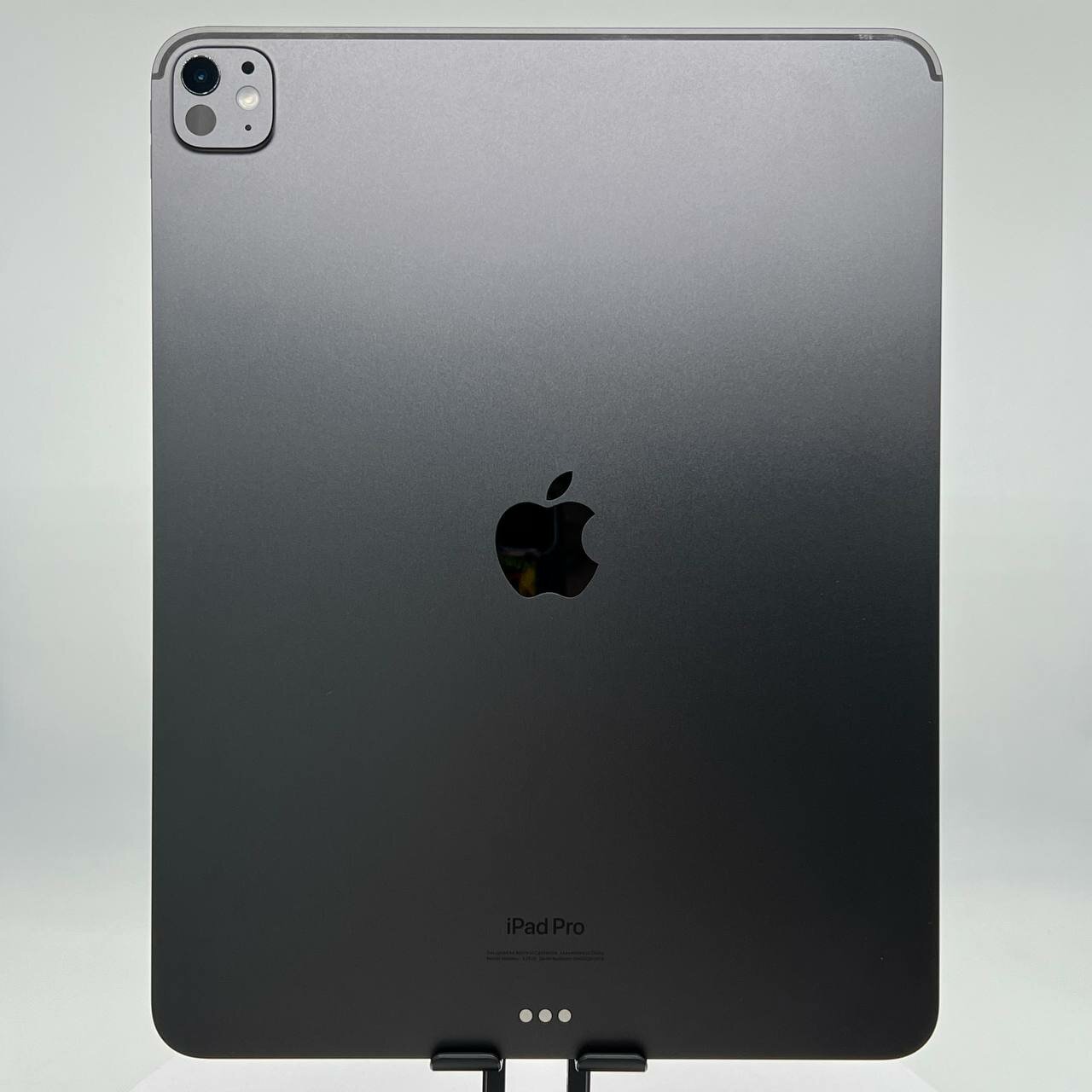 13" Планшет Apple iPad Pro 13 2024, 512 ГБ, Wi-Fi, серый космос