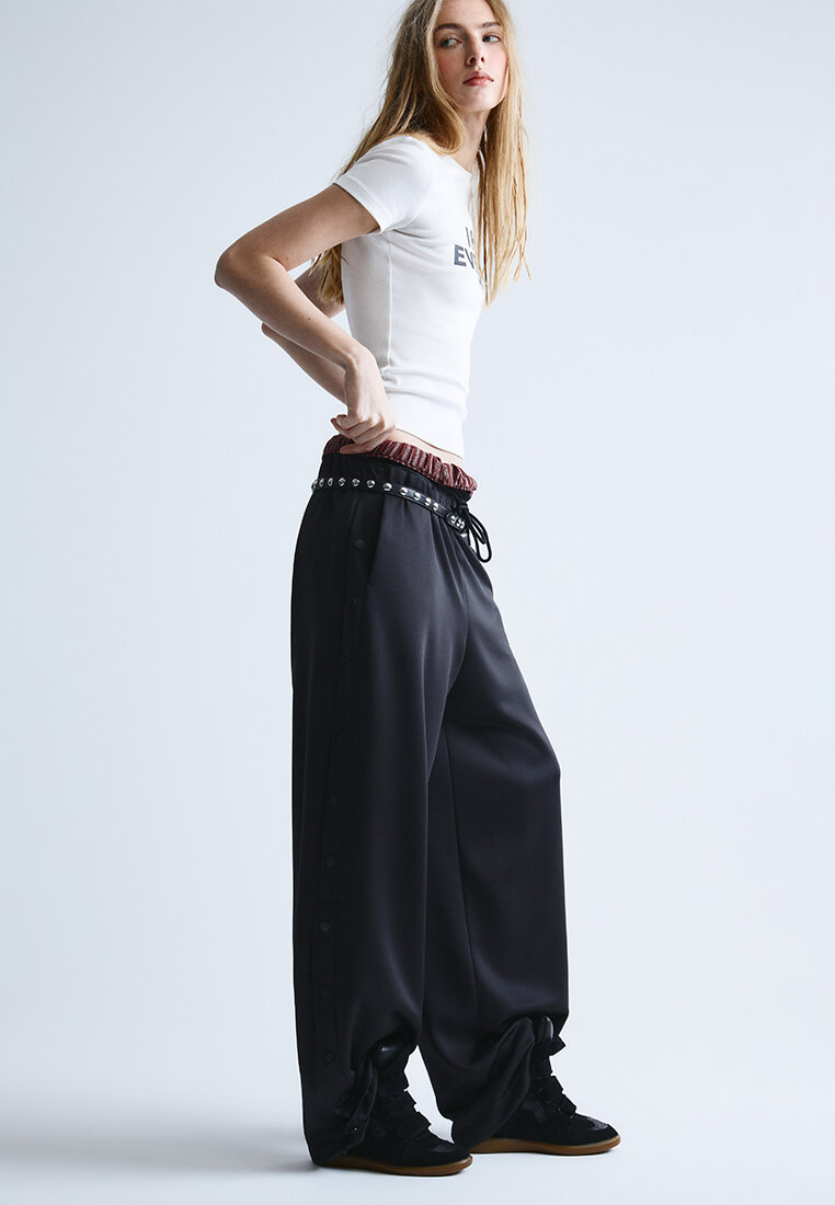 Джинсы широкие YNG 