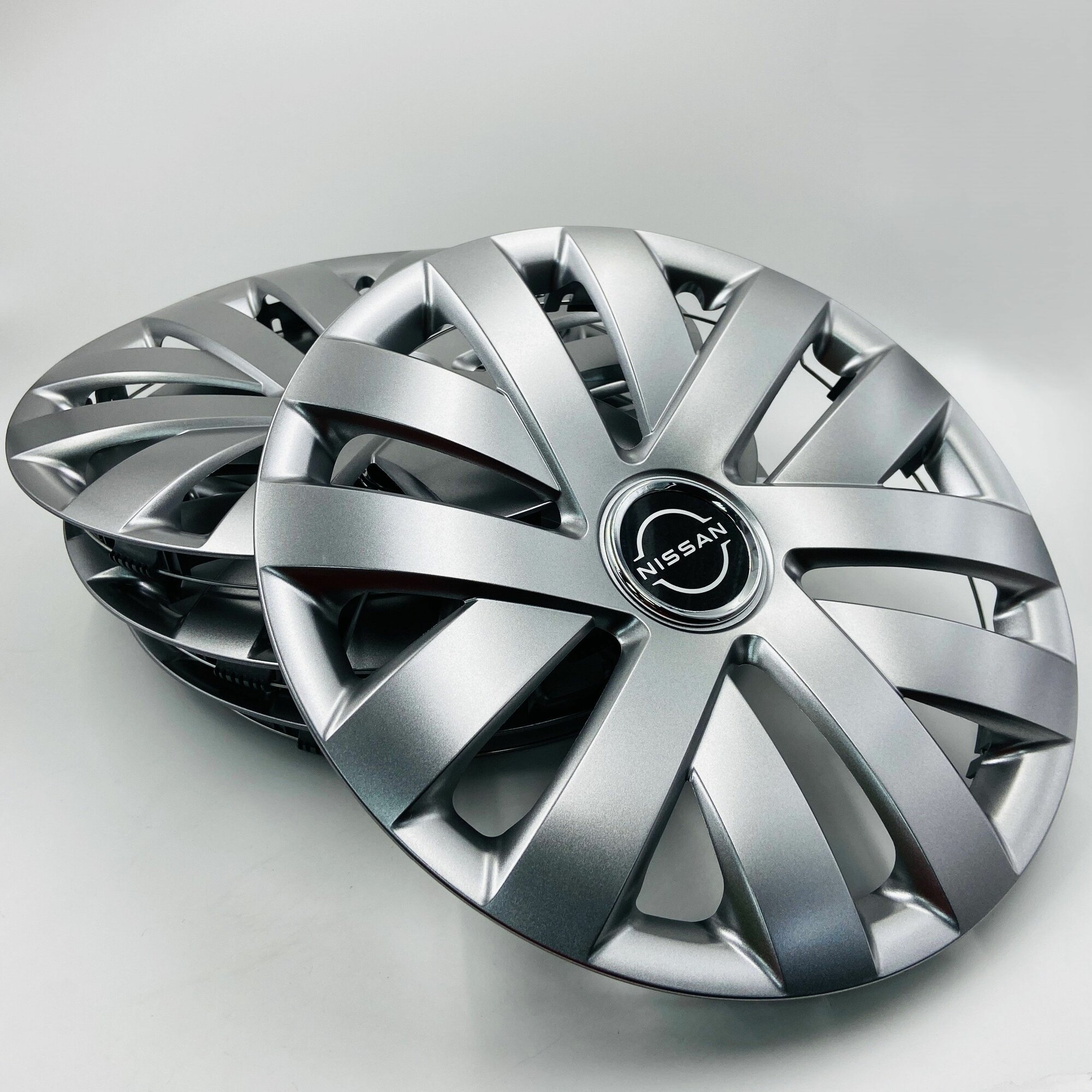 Колпаки на колеса с эмблемой R15 4шт