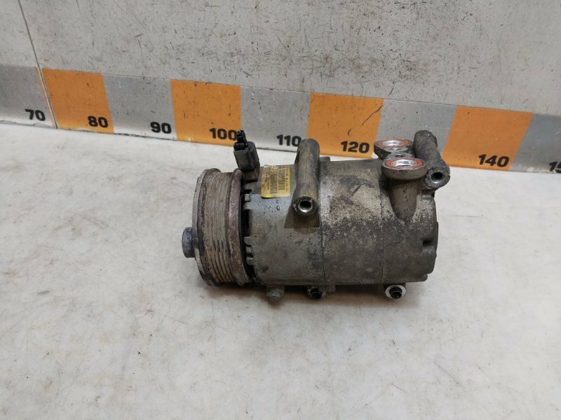 Б/У Компрессор кондиционера Ford Focus 2006 2 480237 FORD арт. 1368905, 1490495, 3M5H19D629RH
