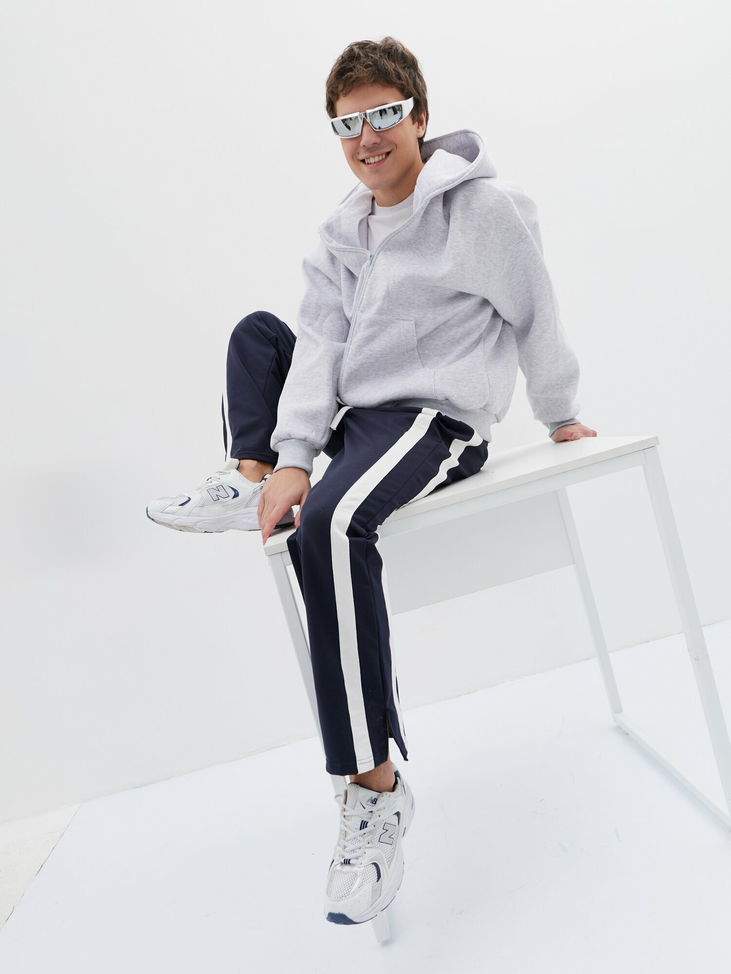 Брюки спортивные