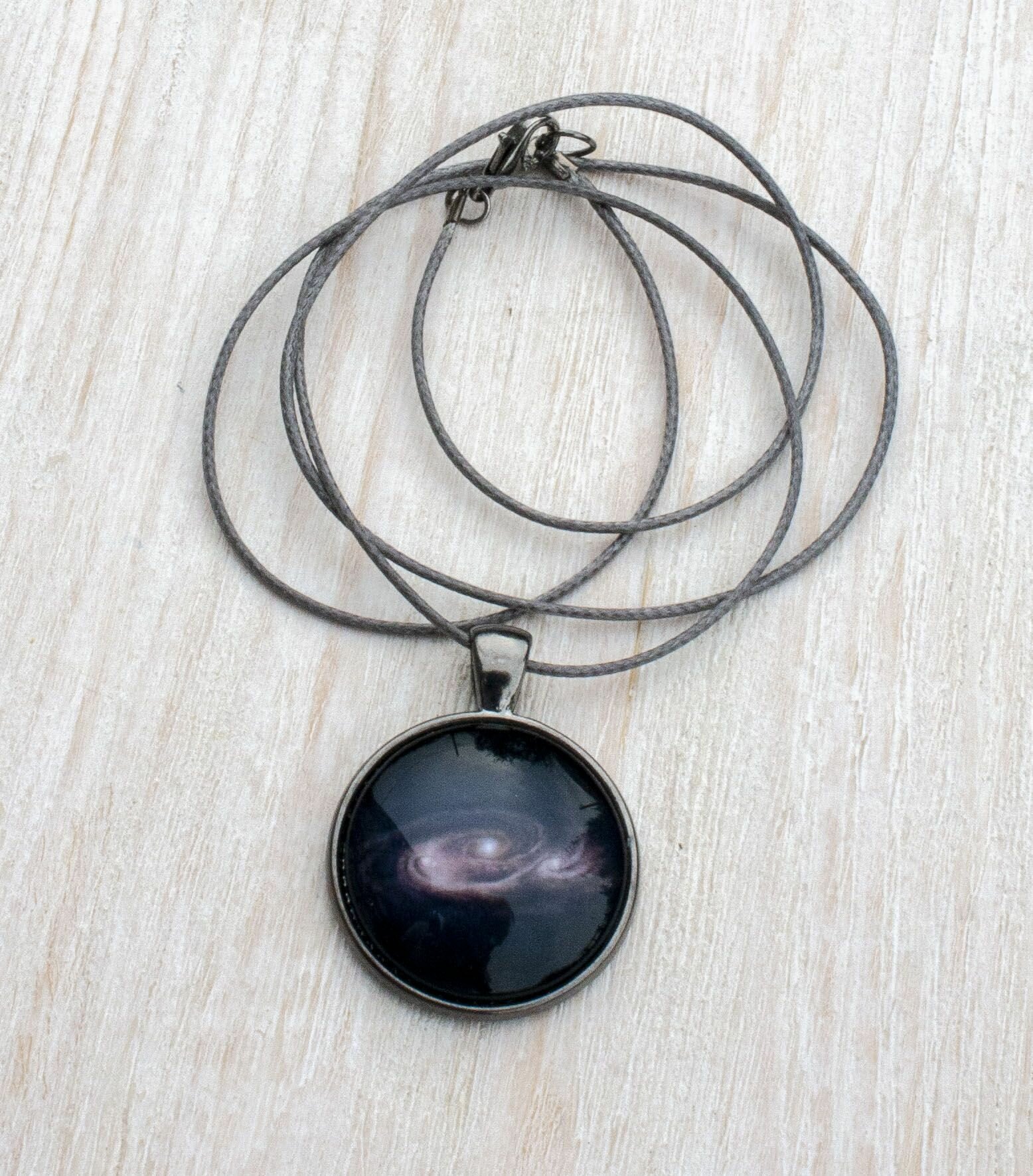 Подвеска, стекло