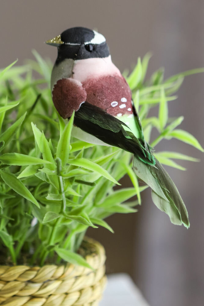 Декоративная птичка пернатый гость на клипсе, перо, 9 см, Goodwill SA45118