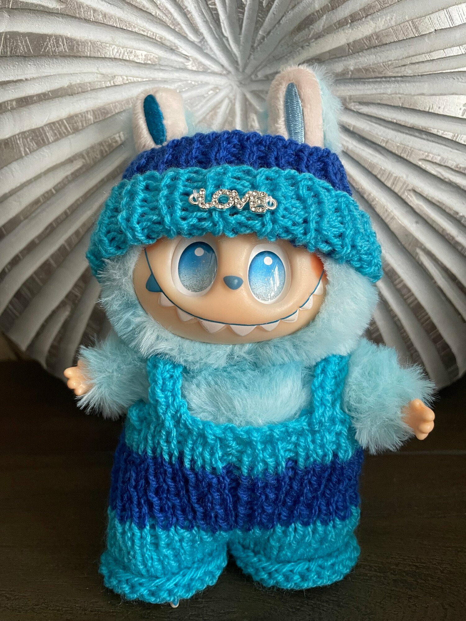 Лабубу мягкая игрушка брелок Labubu Love 17см