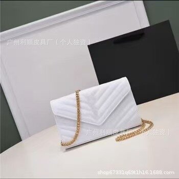 Прямые поставки из Гуанчжоу для внешней торговли: сумка-конверт с V-образным узором Yangshulin, клатч для икры, женская маленькая квадратная сумка с цепочкой на одно плечо.