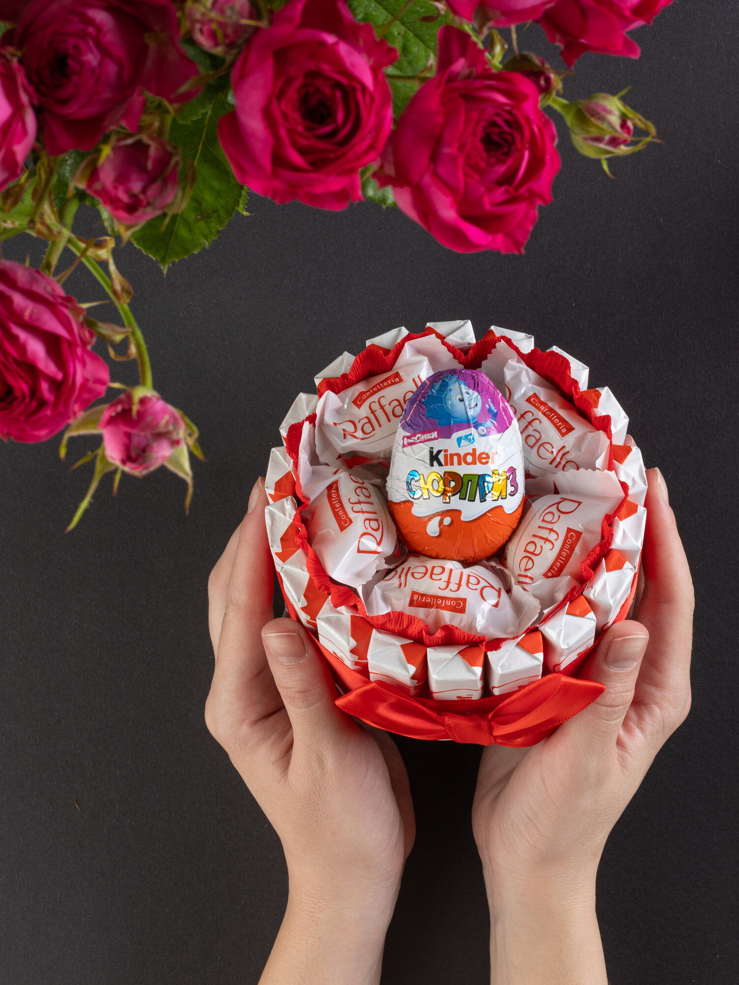 Подарочный набор Olavi Kinder Surprise, картонная упаковка, без ГМО