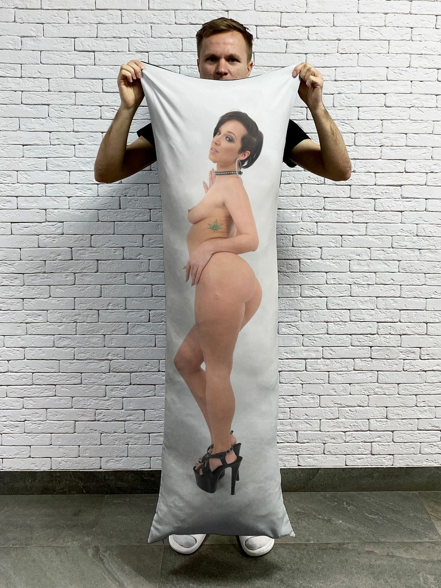 Джада Стивенс Подушка дакимакура Jada Stevens 50х150 см