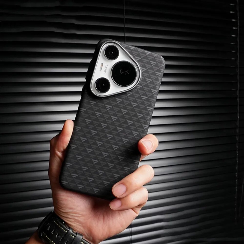 Чехол для Huawei Pura 80 (Хуавей Пура 80), материал - поликарбонат, матовая текстура, кевларовая текстура, встроенный MagSafe (магсейф)