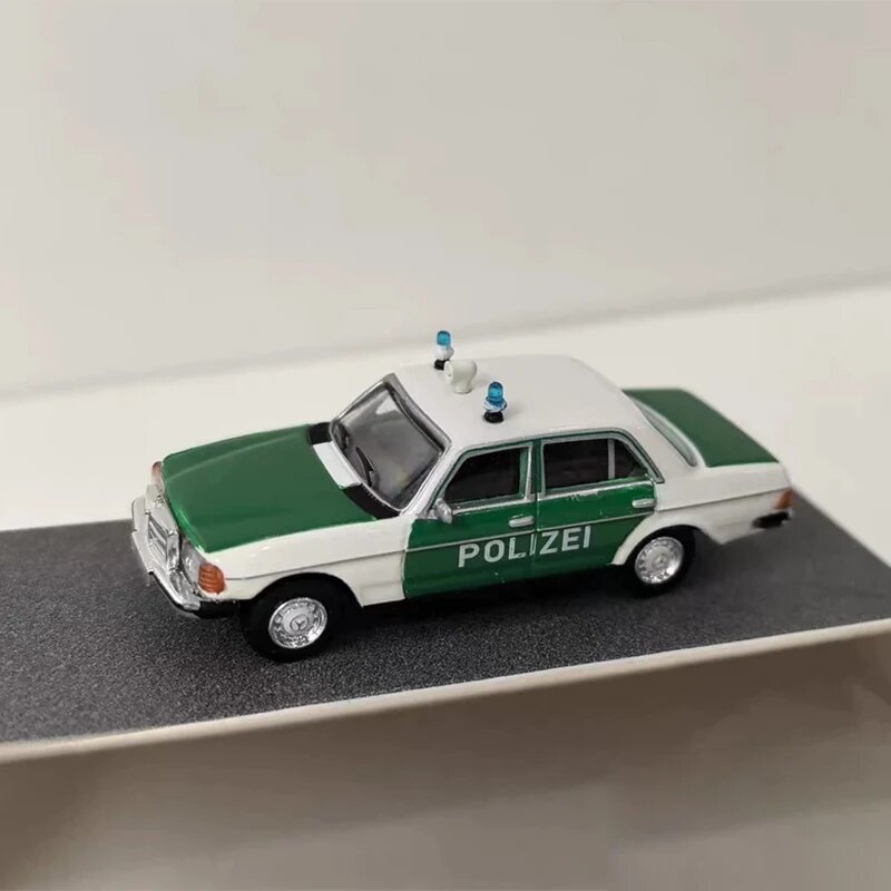 Статичная коллекционная модель Mercedes-Benz 280E MASSDI 1/87