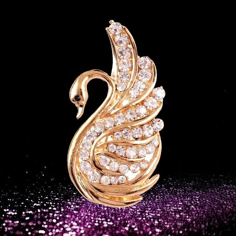 Брошь, стразы