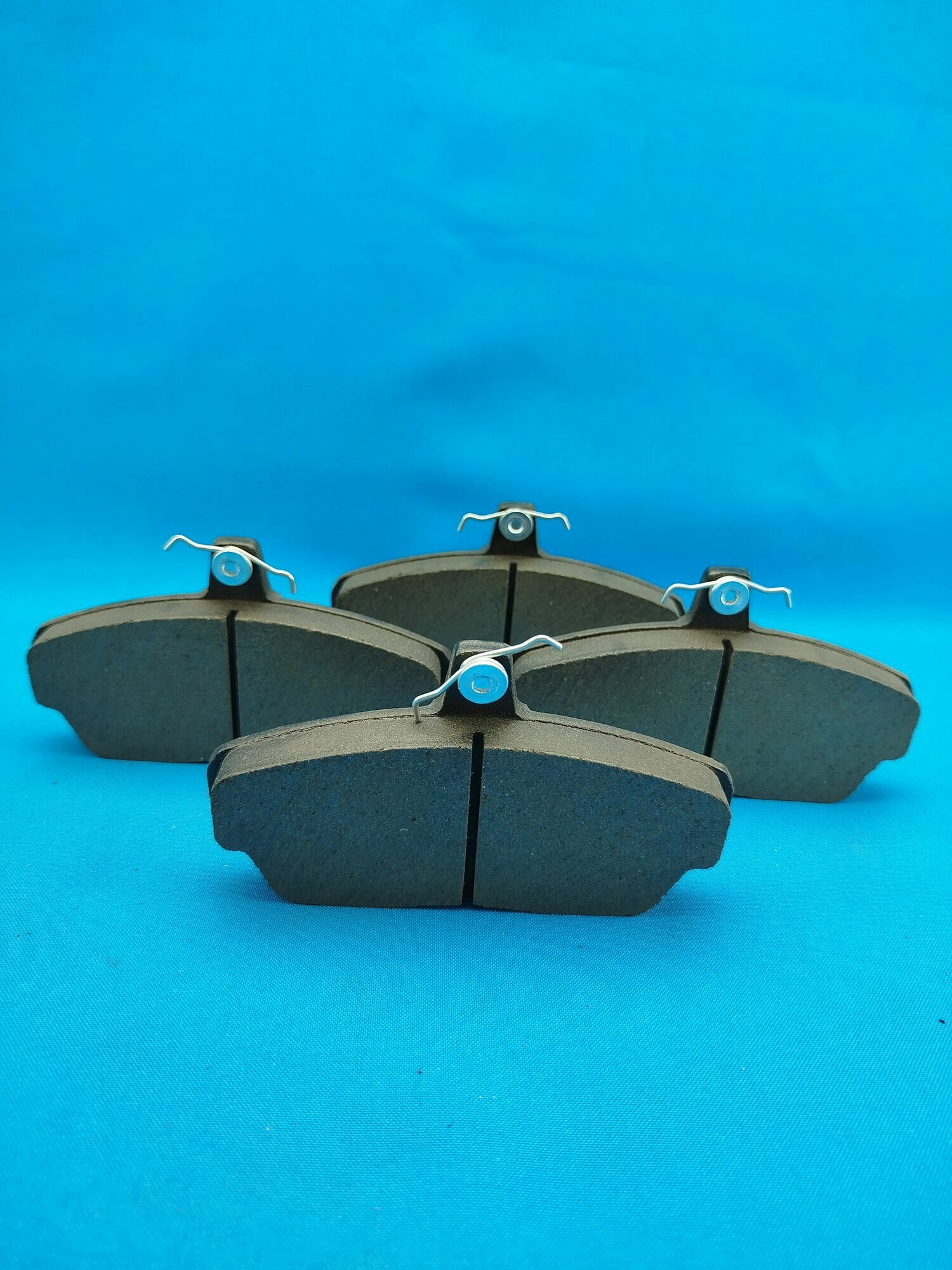 Колодки переднего тормоза "LECAR" для автомобилей ГАЗель, Волга (2217-3501170)