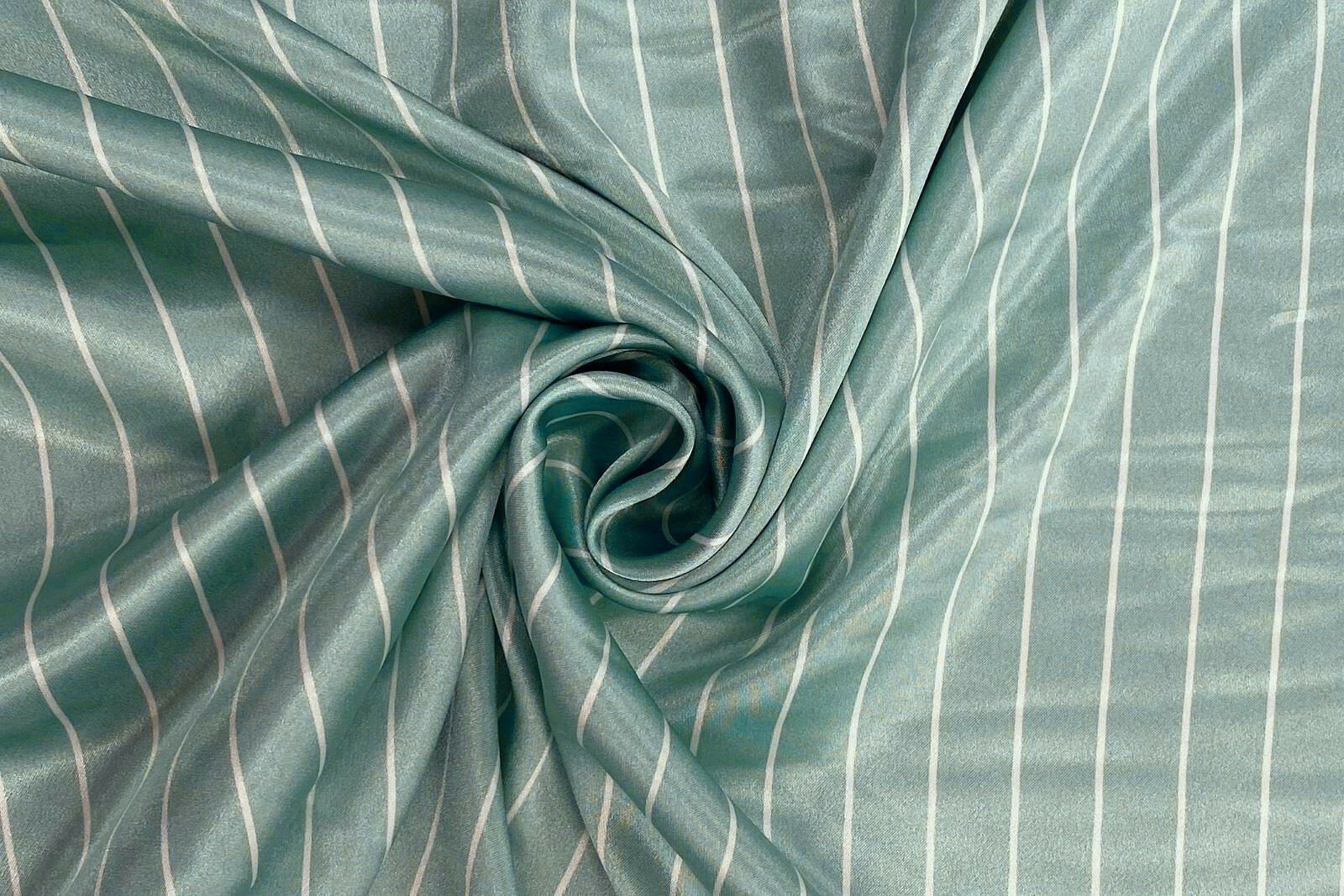 Ткань Атлас-стрейч белые полосы на ментоловом фоне, 155 г/пм, ш148см, 0,5 м