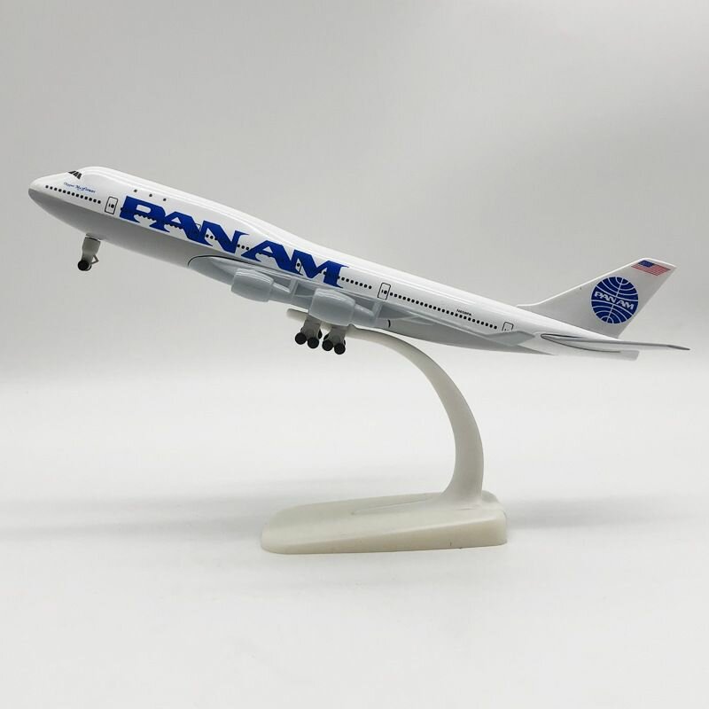 Сборная металлическая модель самолета Boeing 747 Pan Am, 20 см, масштаб 1:200 с шасси и подарочной коробкой, коллекционная авиамодель для подарка и декора