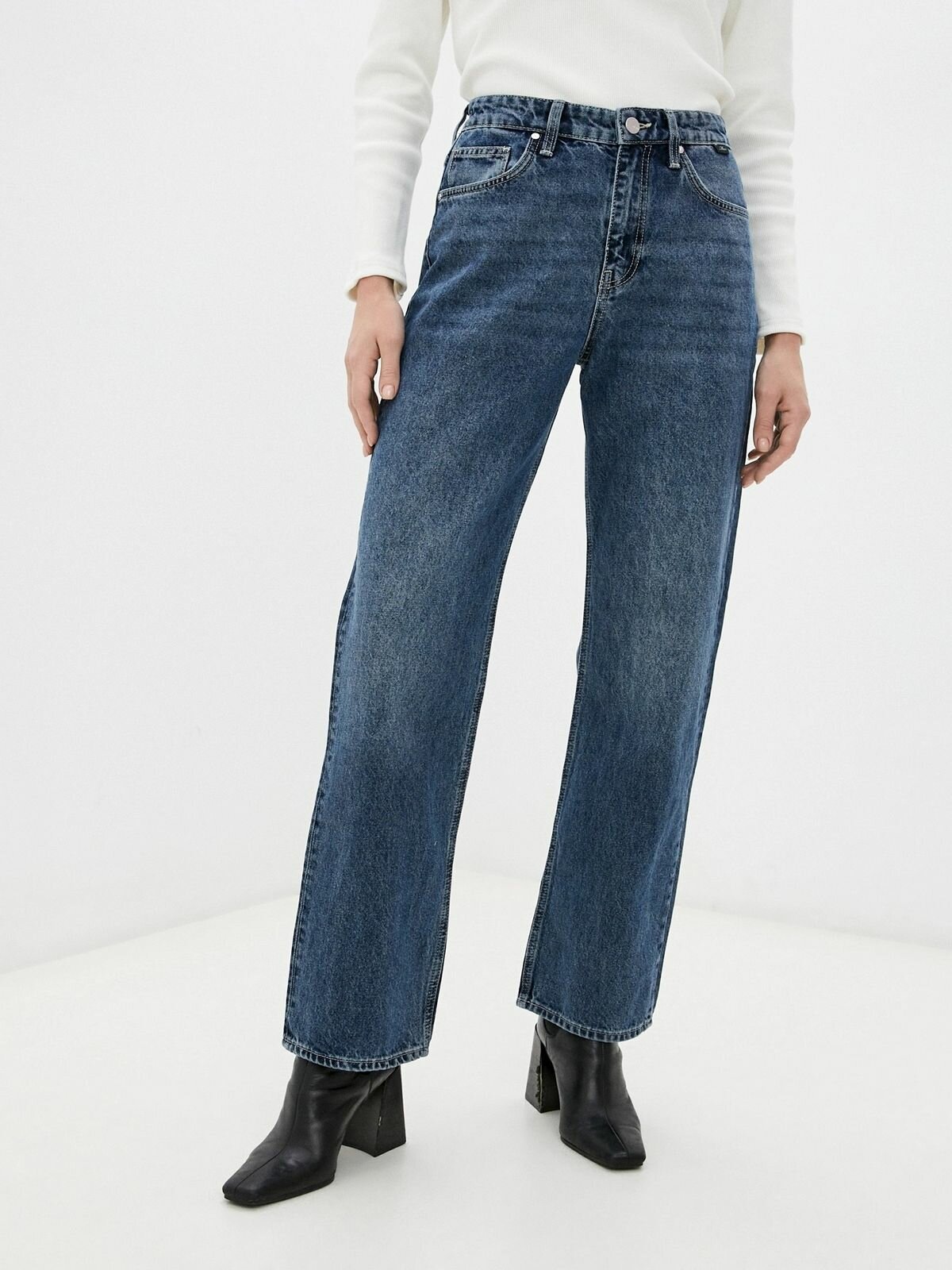 Джинсы широкие 