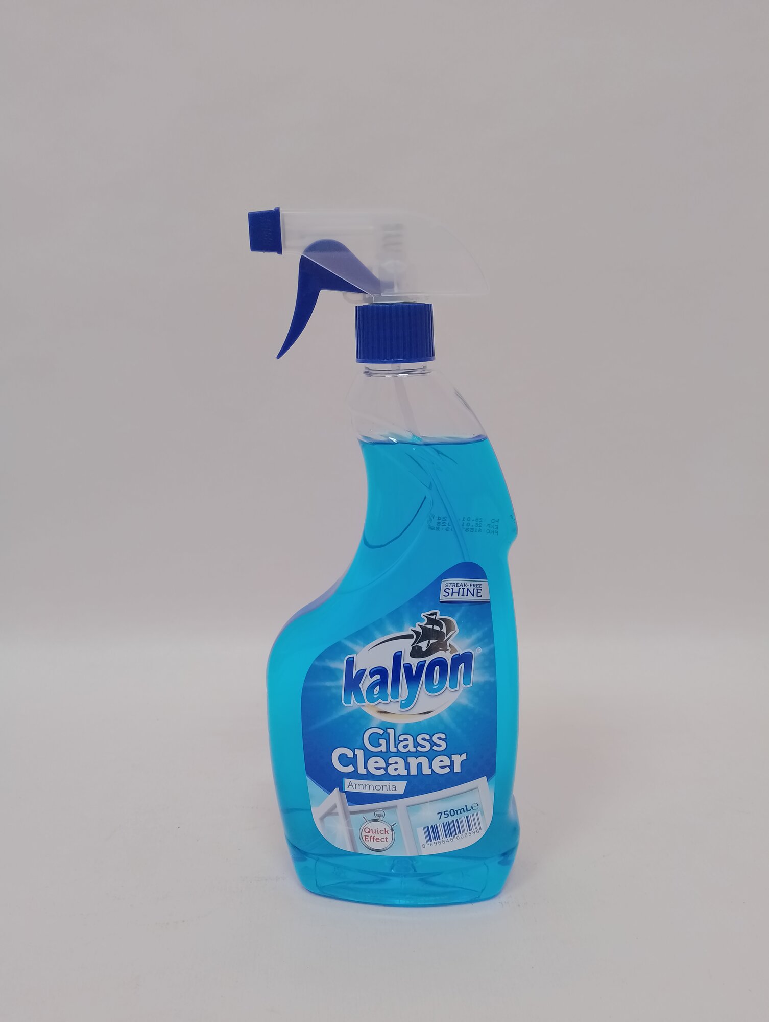 Чистящее средство спрей для окон и зеркал стеклоочиститель KALYON GLASS CLEANER с Аммиаком 750 мл