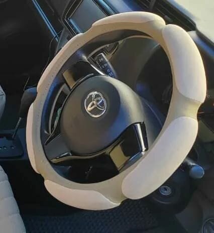 Оплетка на руль бежевая алькантара