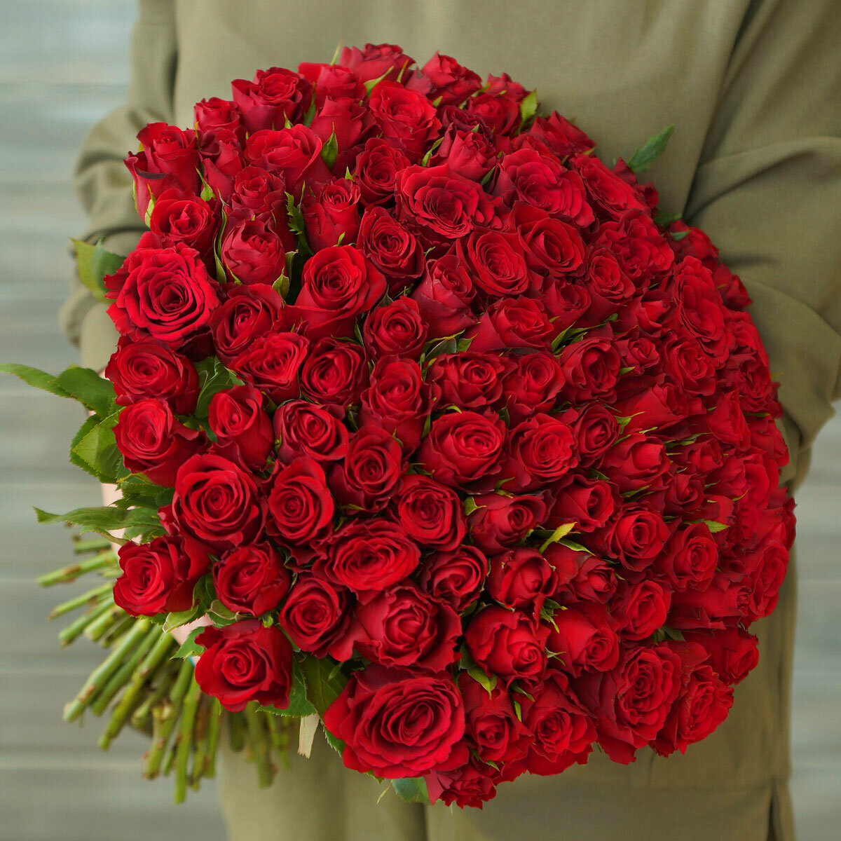 Монобукет Букет Маркет, красные розы Кения, высота 40см, 75шт.