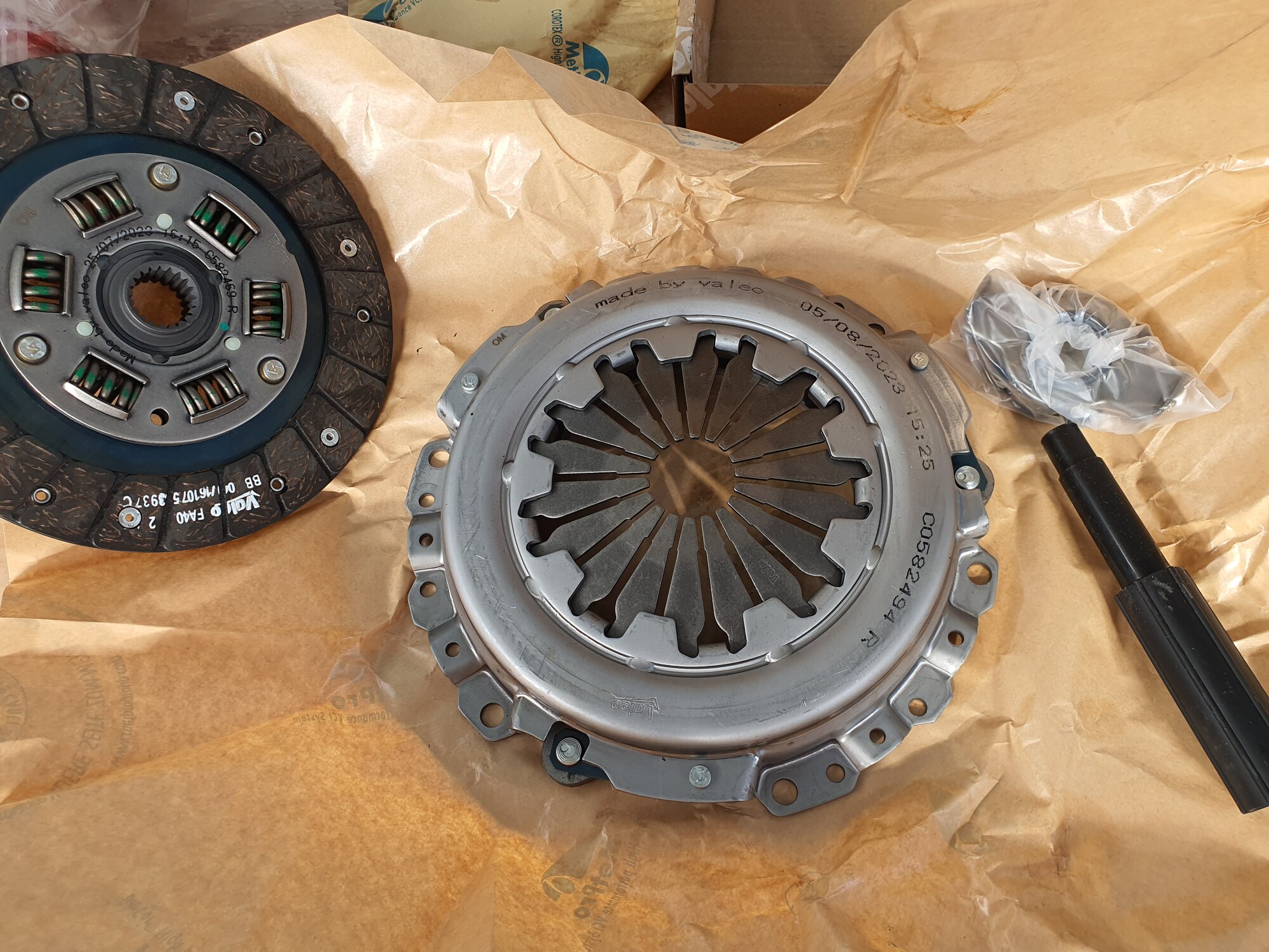 Комплект Сцепления Ваз Лада 2109 2108 21099 2113 2114 2115. Корзина Диск Выжимной.